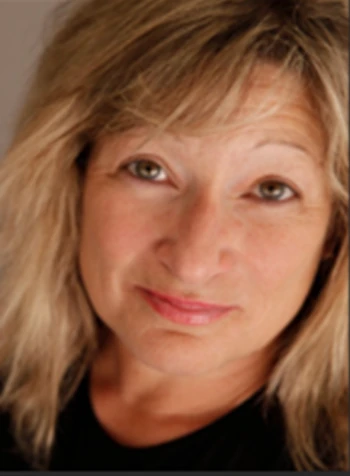 Ellen Ratner | Bizaardvark Wiki | Fandom