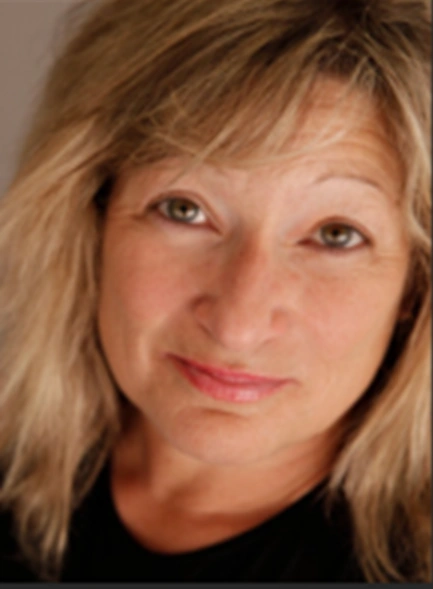 Ellen Ratner | Bizaardvark Wiki | Fandom