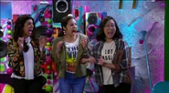 Clash of the Superfans/Gallery | Bizaardvark Wiki | Fandom