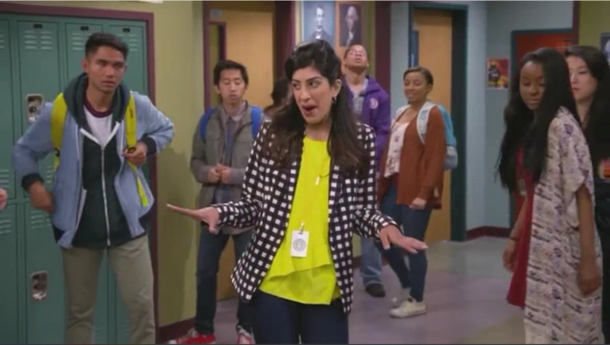 Principal Karen/Gallery | Bizaardvark Wiki | Fandom