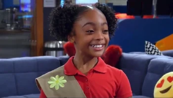 Minor Characters | Bizaardvark Wiki | Fandom