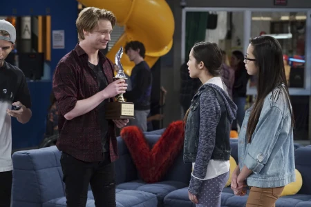The Collab/Gallery | Bizaardvark Wiki | Fandom