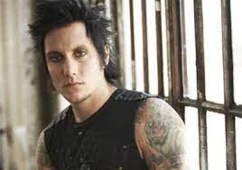 Synyster Gates | Music Facts Wiki | Fandom