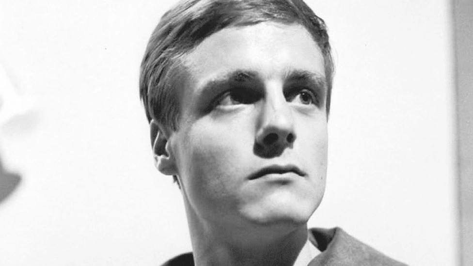 Michael Craze | Blinovitch Lmt Doctor Who Database Wiki | Fandom