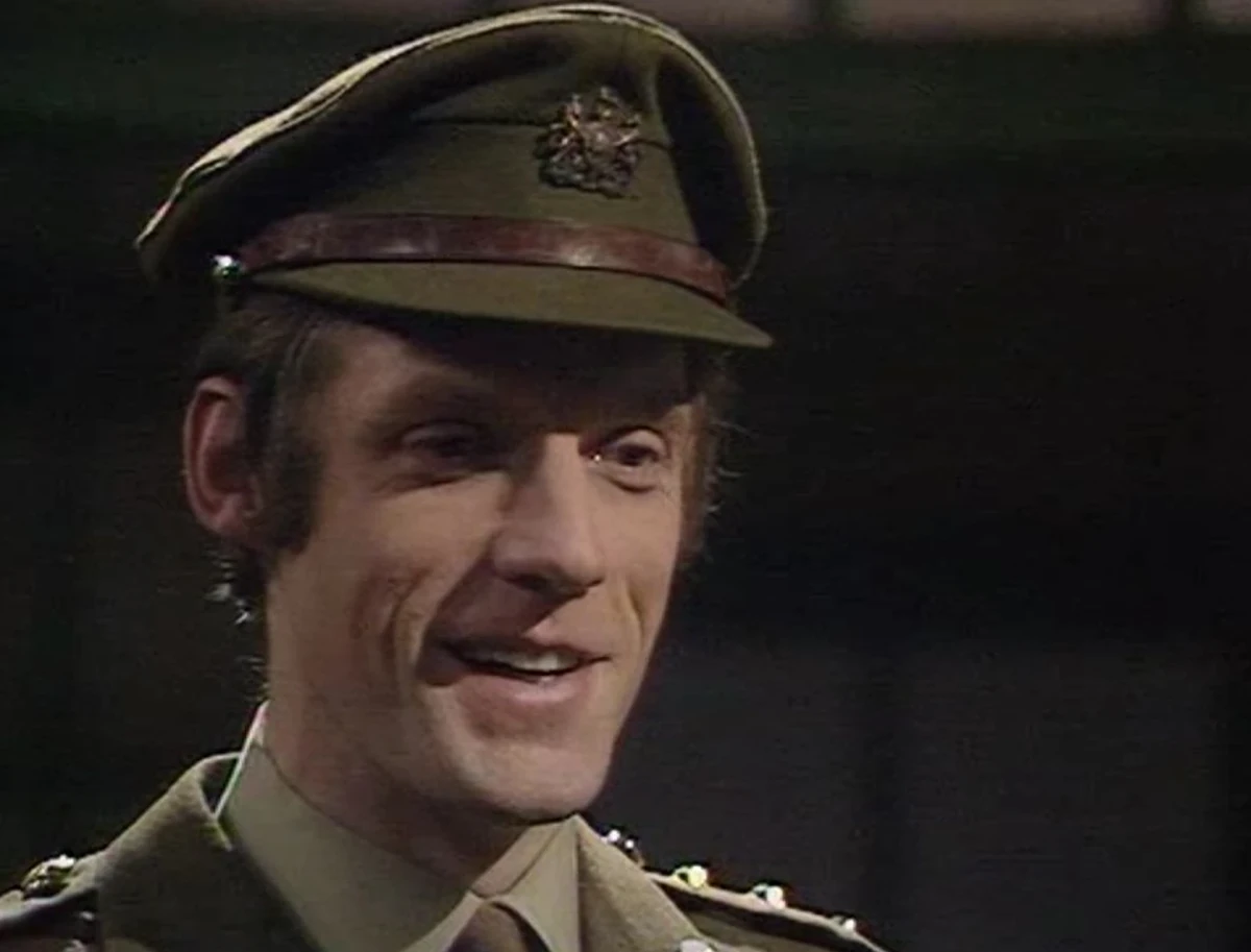 Mike Yates | Blinovitch Lmt Doctor Who Database Wiki | Fandom