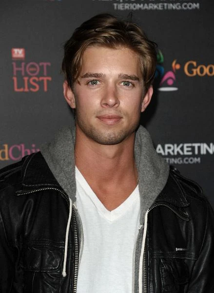 Malachi Azure | Blue Royalty Wiki | Fandom