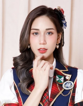 Eve | BNK48 Wiki | Fandom