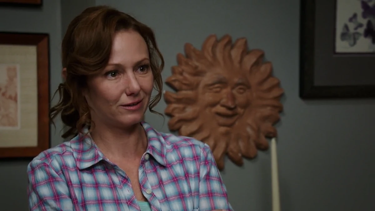 Hilary Featherson | Bones Wiki | Fandom