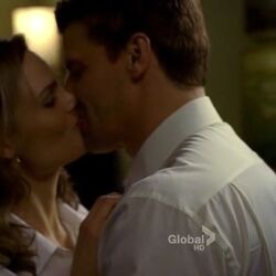 Booth And Brennan In Love