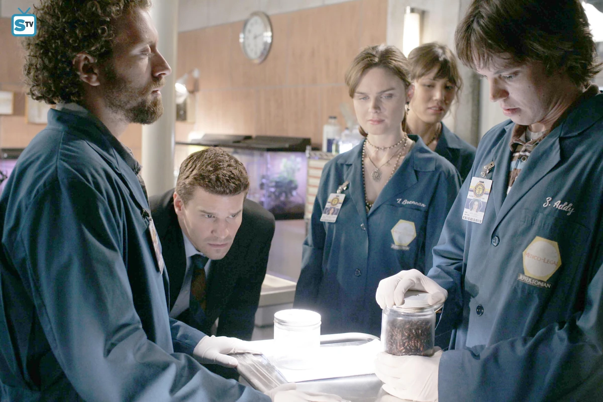Faux frère | Wiki Bones | Fandom