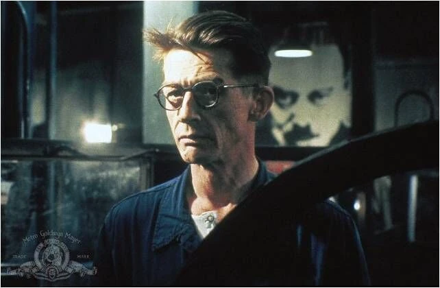 Winston Smith | Book Heroes Wiki | Fandom