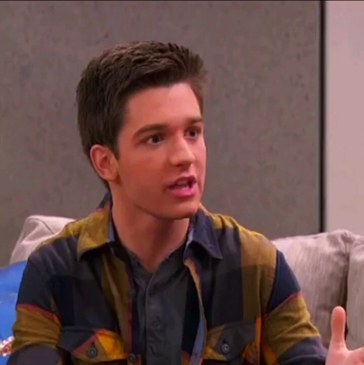 Owen (Lab Rats) | Book of Heroes and Villains Wiki | Fandom