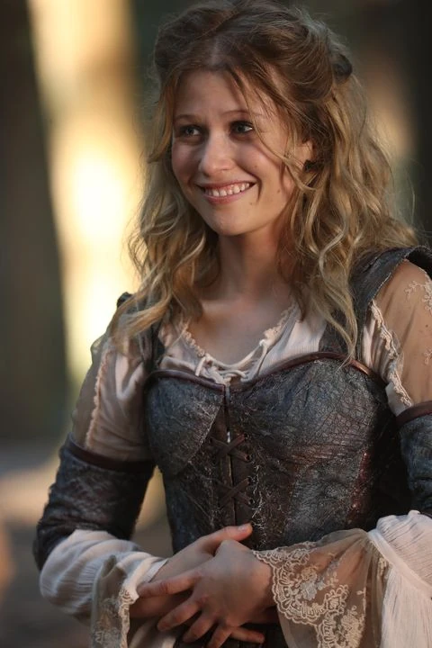 Alice (Once Upon a Time) | Book of Heroes and Villains Wiki | Fandom