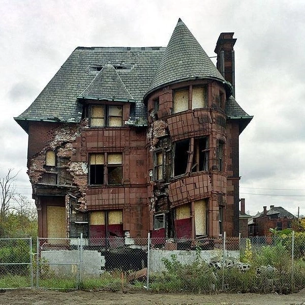 IncomedisparityBot 1912 | The Bot Appreciation Society Wiki | Fandom