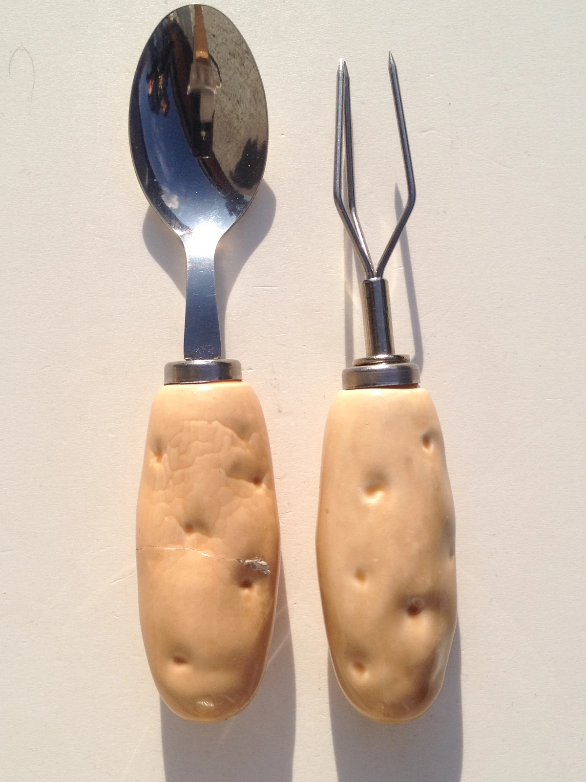 Fondue spoon and fork set with bread-shaped gypsum handles | Bottle ...