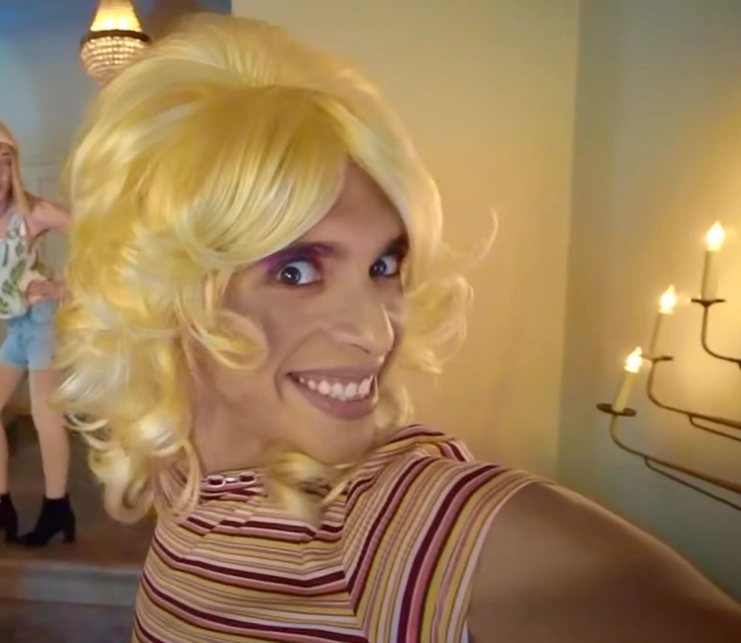 Paisley | Brandon Rogers Wiki | Fandom