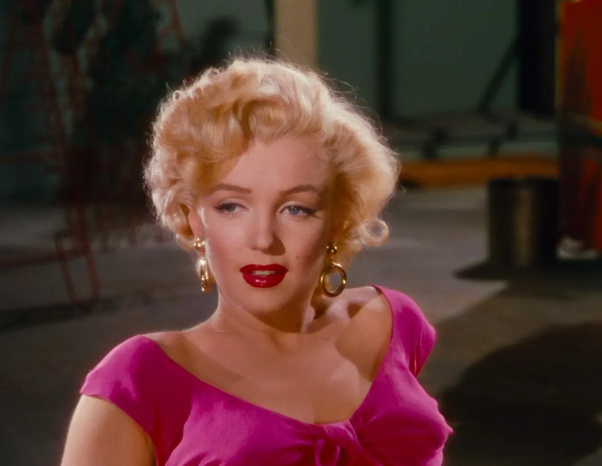 Rose Loomis | Branson Universe Wiki | Fandom