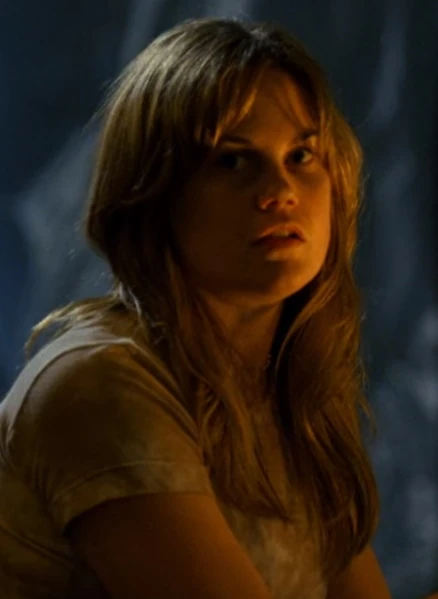 Clara Hayes | Branson Universe Wiki | Fandom