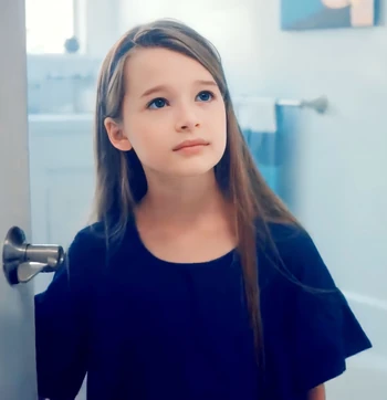 Chloe Dungey | Brat Wiki | Fandom