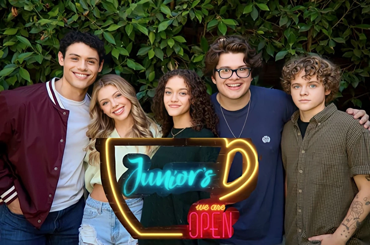 Junior's | Brat Wiki | Fandom