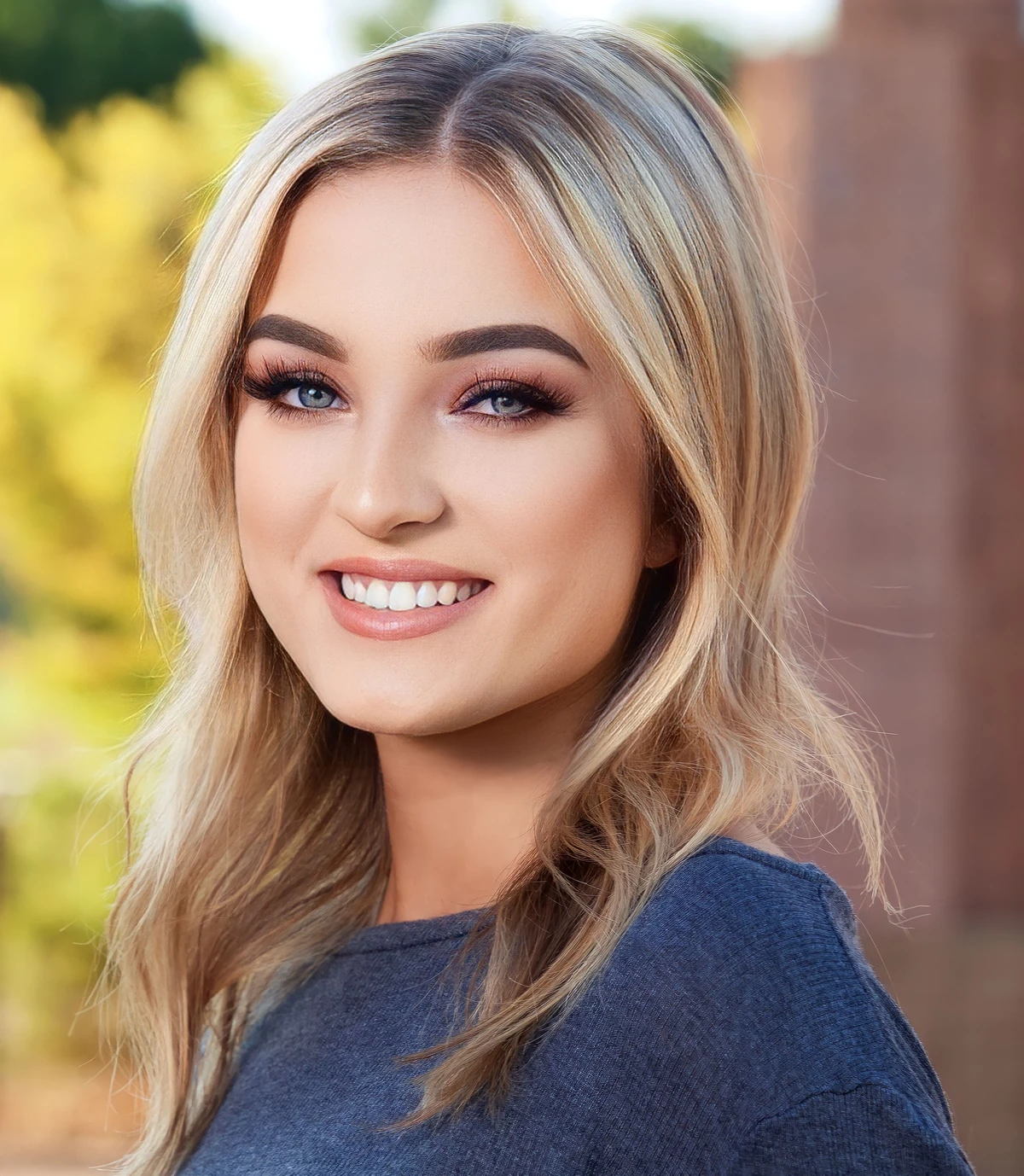 Savanah Moss | Brat Wiki | Fandom