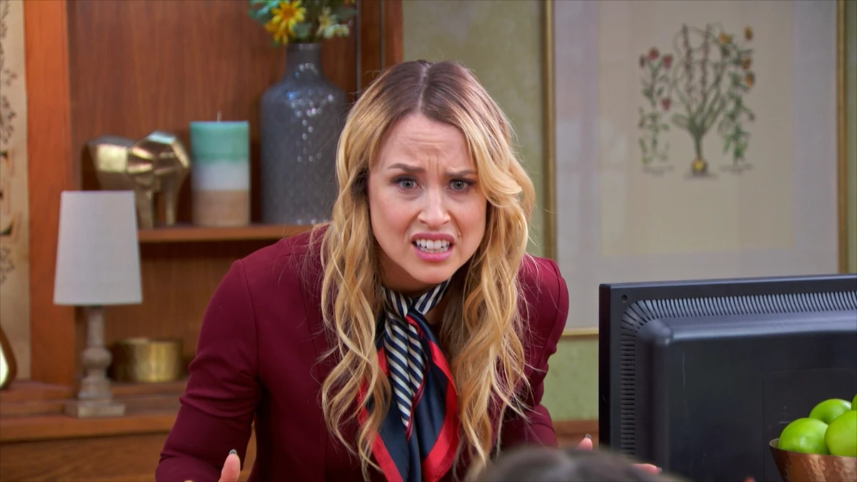 Amber Greystone | Brat Wiki | Fandom