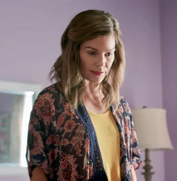 Kristy Waterson | Brat Wiki | Fandom