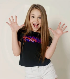 Sky Jackson | Brat Wiki | Fandom