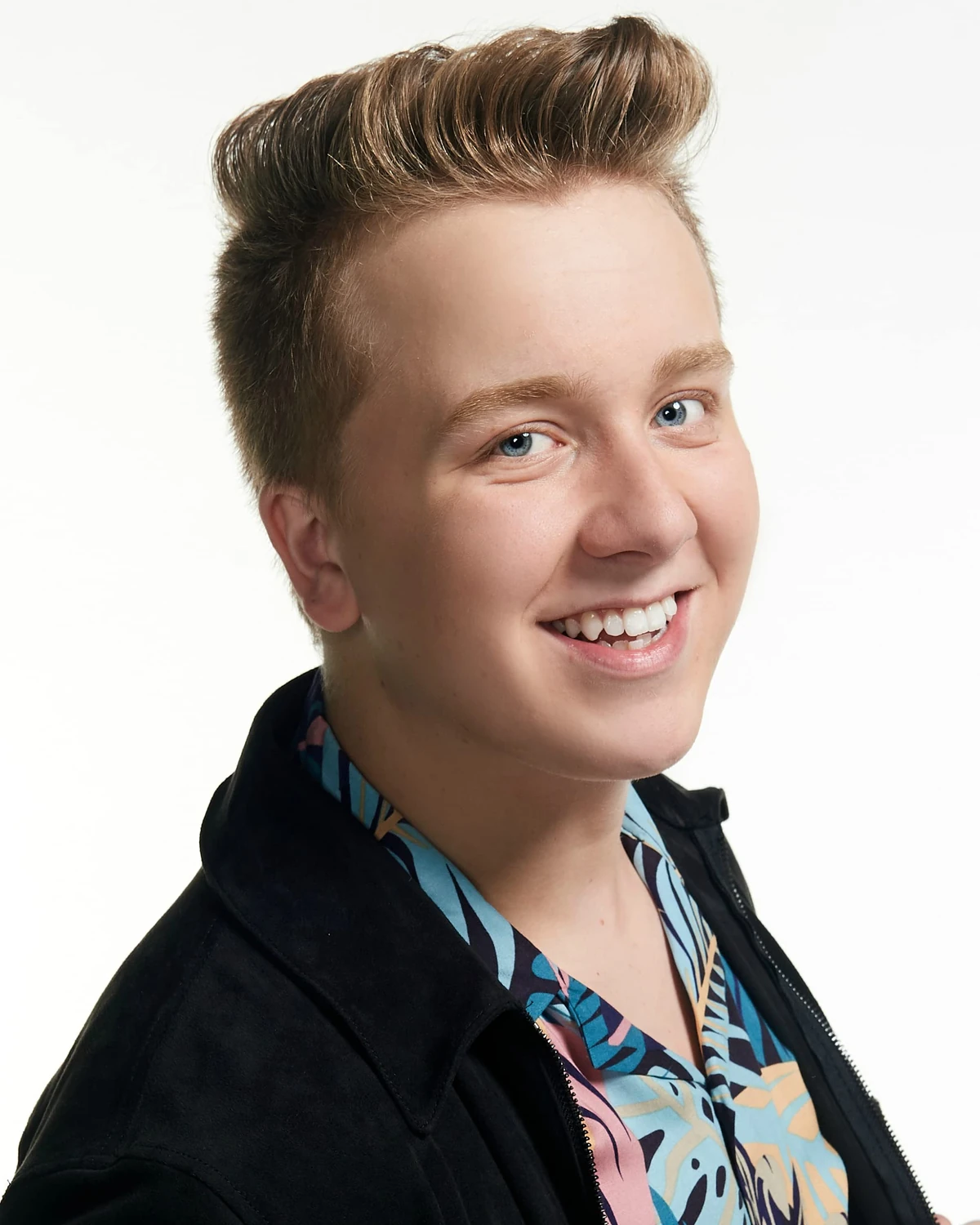 Cameron McLeod | Brat Wiki | Fandom