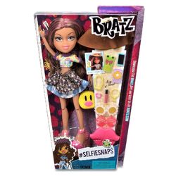 bratz selfie snaps coloring pages