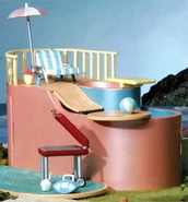 Beach Bash Party Pool | Bratz Wiki | Fandom