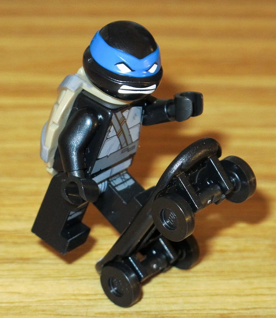 Тёмный Леонардо, NYCC 2012 | Legopedia | Fandom