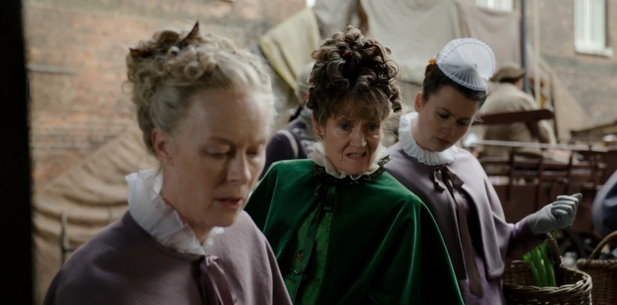 Mme Varley/Galerie | Wiki La Chronique des Bridgerton | Fandom