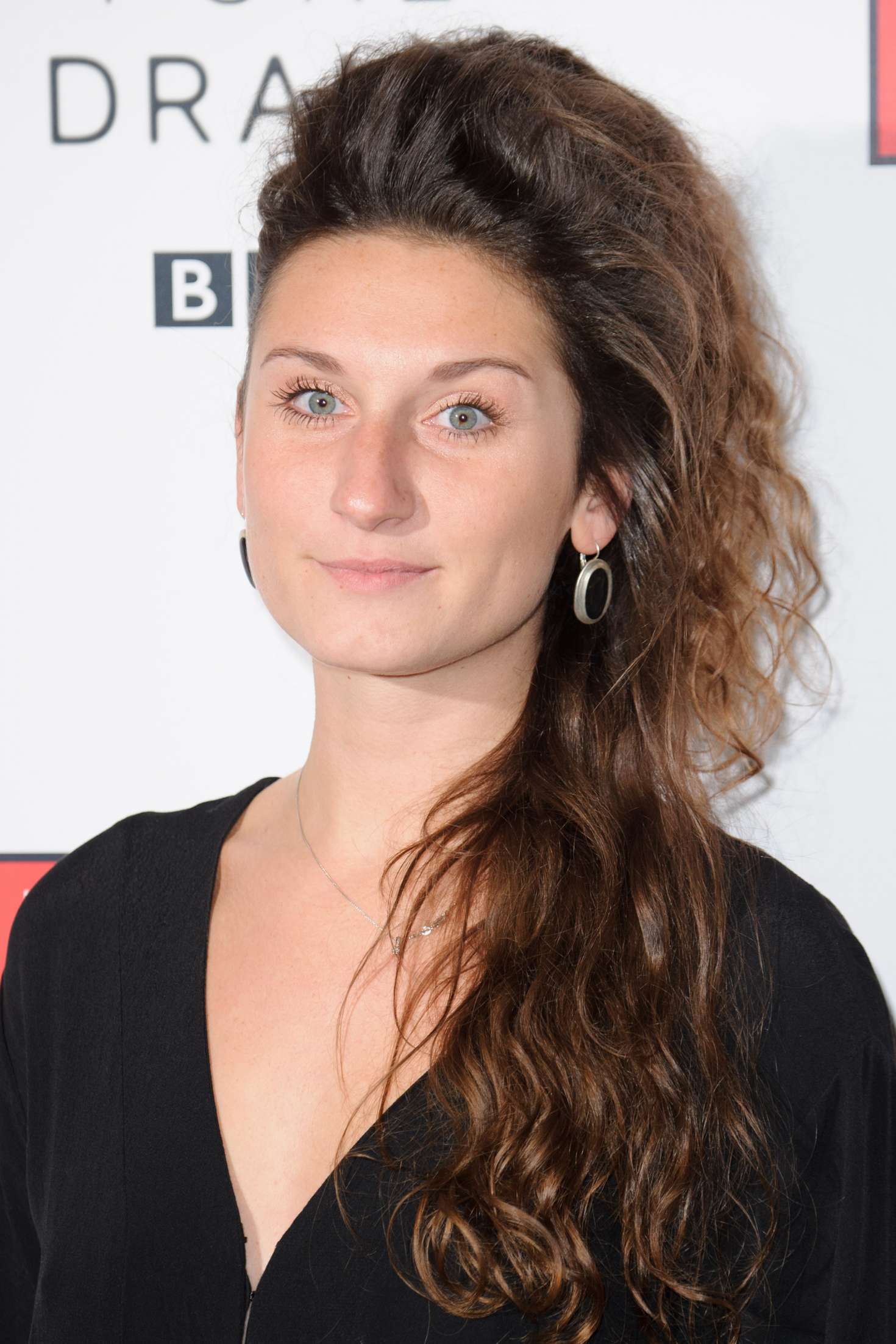 Bessie Carter | Bridgerton Wiki | Fandom