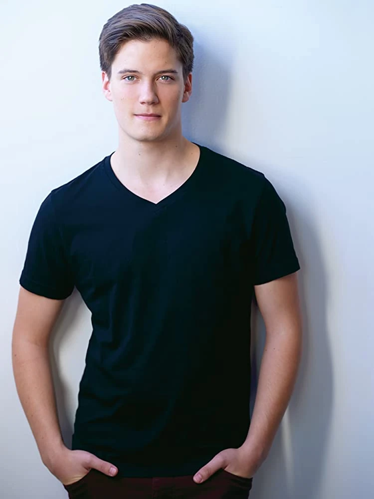 Aiden Robinson | Bridgewood Wiki | Fandom