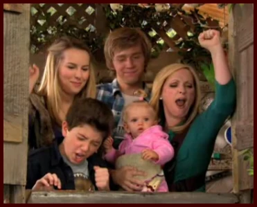 Good Luck Charlie: Up A Tree Gallery | Bridgit Mendler Wiki | Fandom