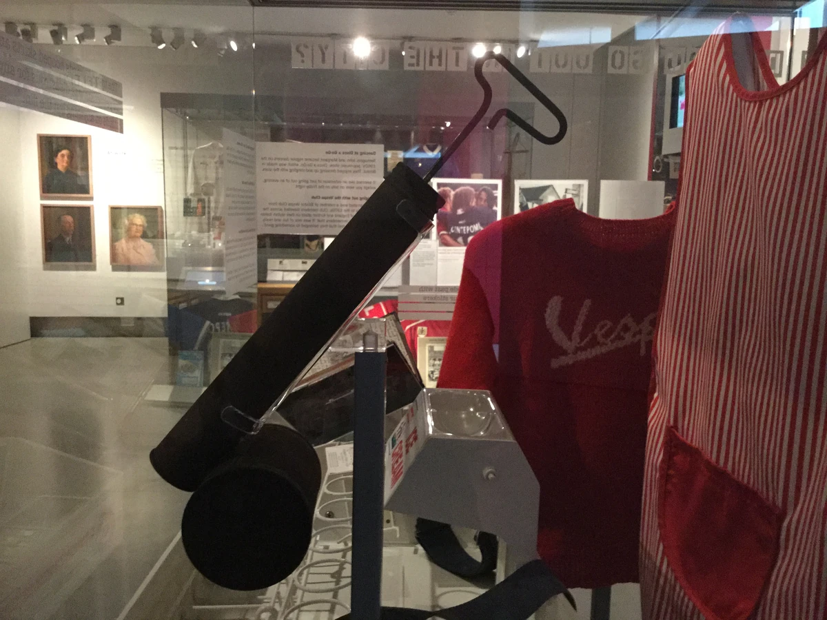 Flit Gun and Cannister | Bristol Wiki | Fandom