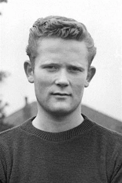 Ronnie Briggs | Gasopedia - Bristol Rovers Wiki | Fandom