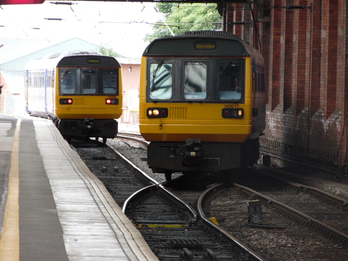 BR Class 142 | British Multiple Units Wiki | Fandom