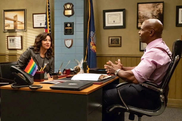 Top Dog Terry | Brooklyn Nine-Nine Wiki | Fandom