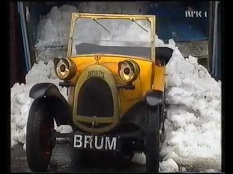 Brum is an Ice Skating Star | Brum Wiki | Fandom