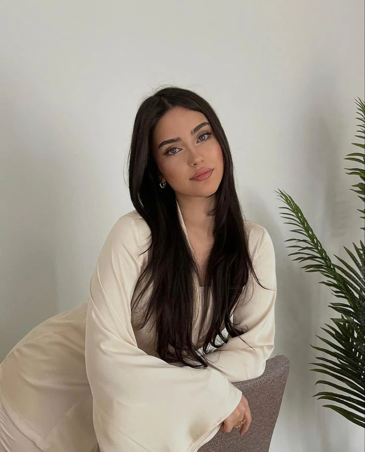 Aida Gallo | Brutal Birthright & Kingmakers Wiki | Fandom