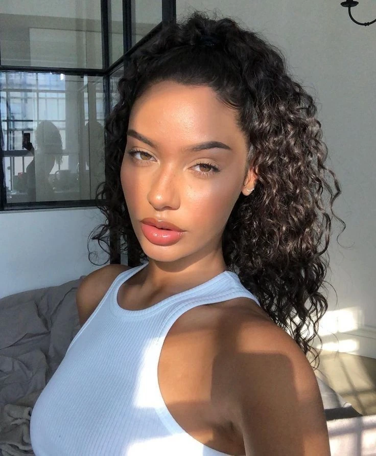 Simone Solomon | Brutal Birthright & Kingmakers Wiki | Fandom