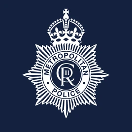 Met Operations 19 (Specialist Firearms Command) | 💂 Buckingham Palace ...
