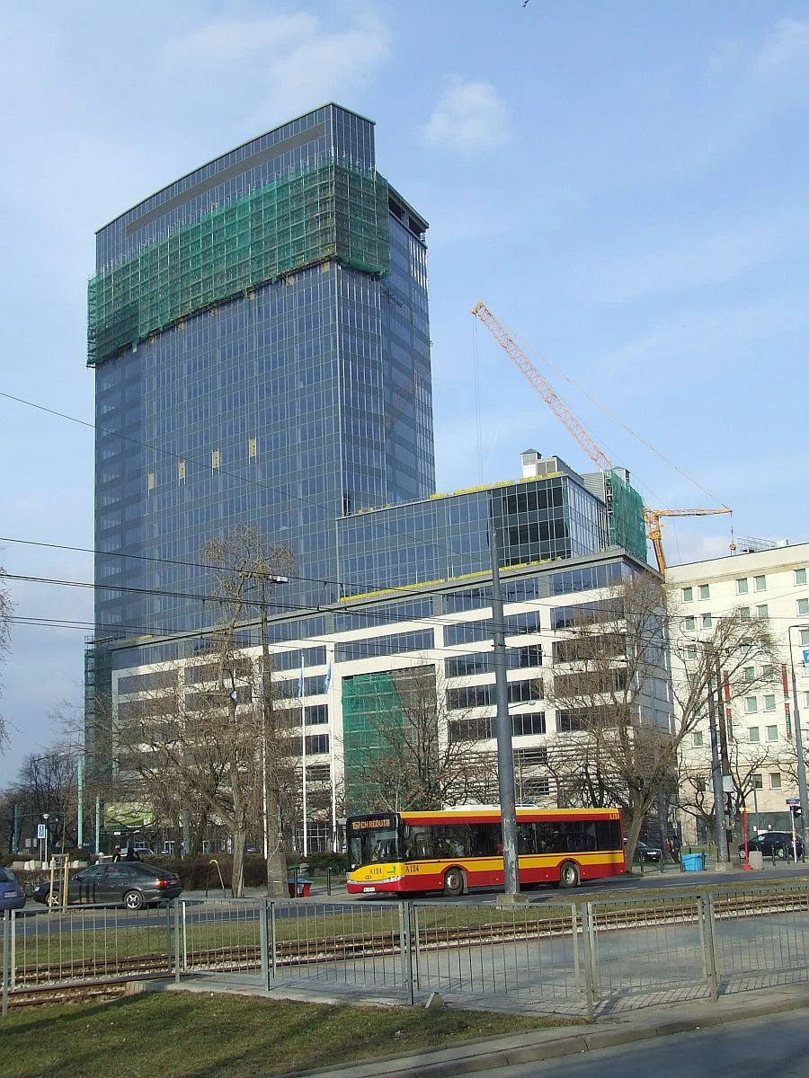 North Gate | Budowle i wieżowce | Fandom