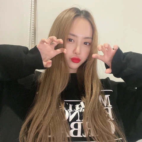 Cyan/SNS Archive | BugaAboo Wiki | Fandom