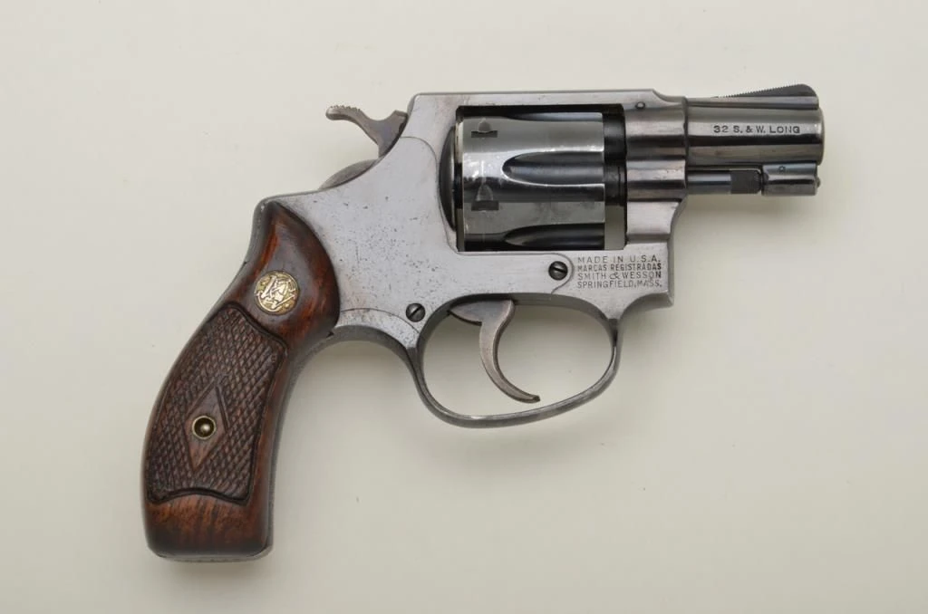 Guns | Spenser Wiki | Fandom