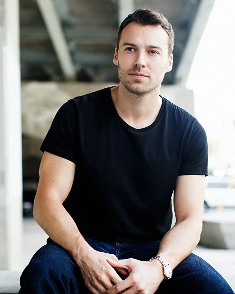 Peter Mooney Rookie Blue