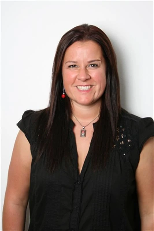 Emma Weaver | Burngoberrie Wiki | Fandom