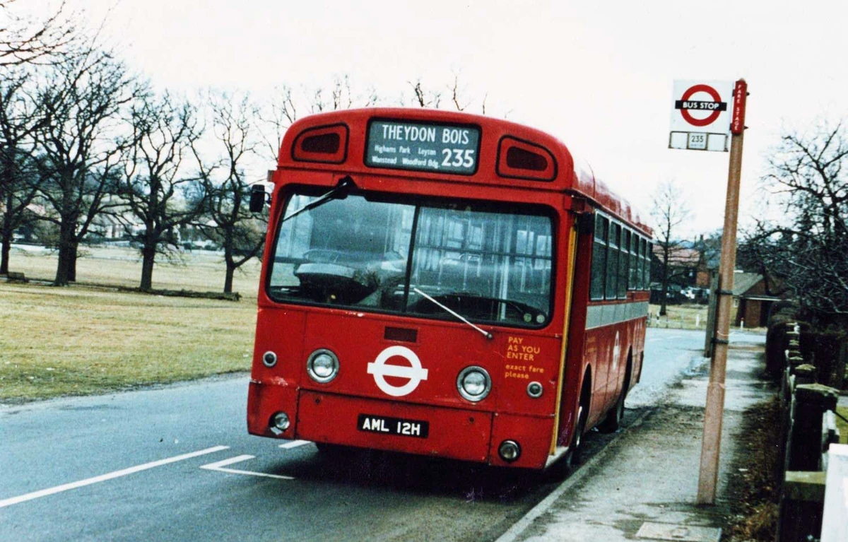 London Buses route 235 (1968-1996) | Bus Routes in London Wiki | Fandom